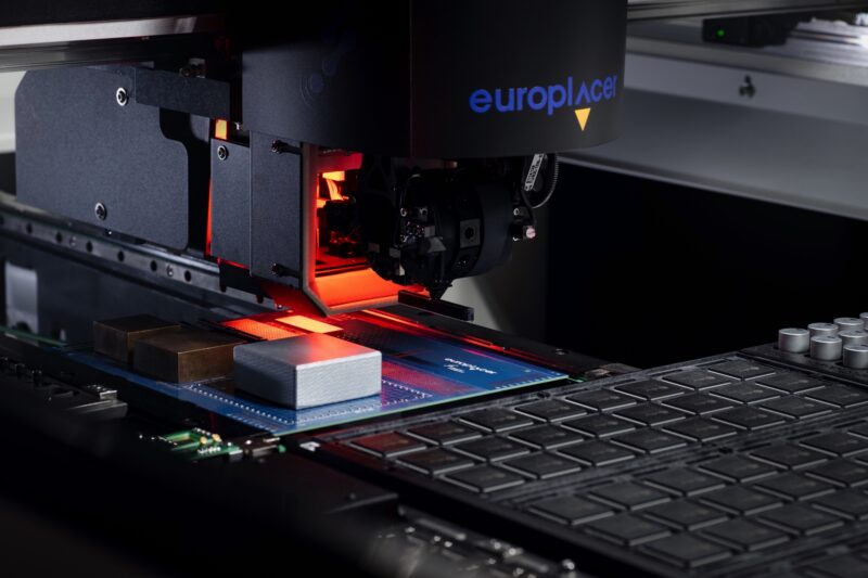 SMT Pick and Place Machines Europlacer